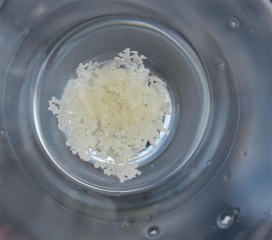 Weinstein: Was bedeutet Weinstein in der Flasche?